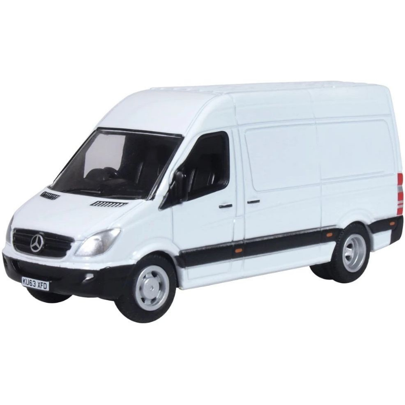 1:76 Mercedes Sprinter White | Diecast Models 4U